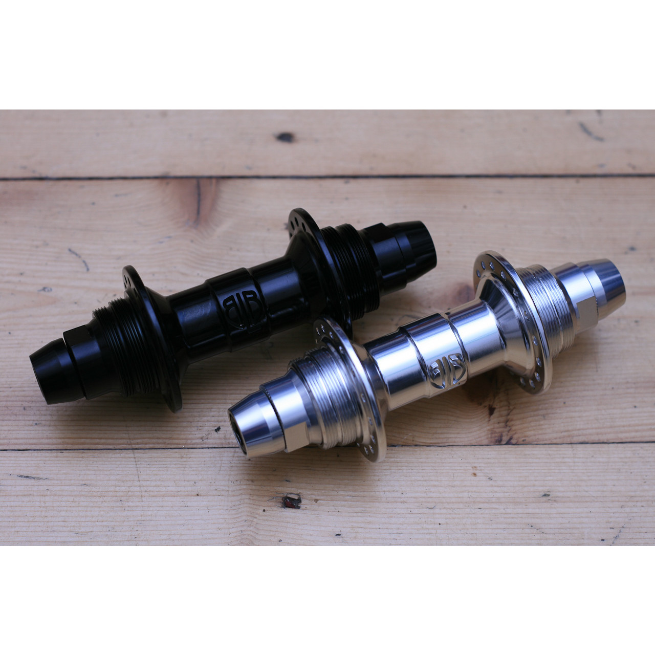 BLB - King Hub - rear, 79,90